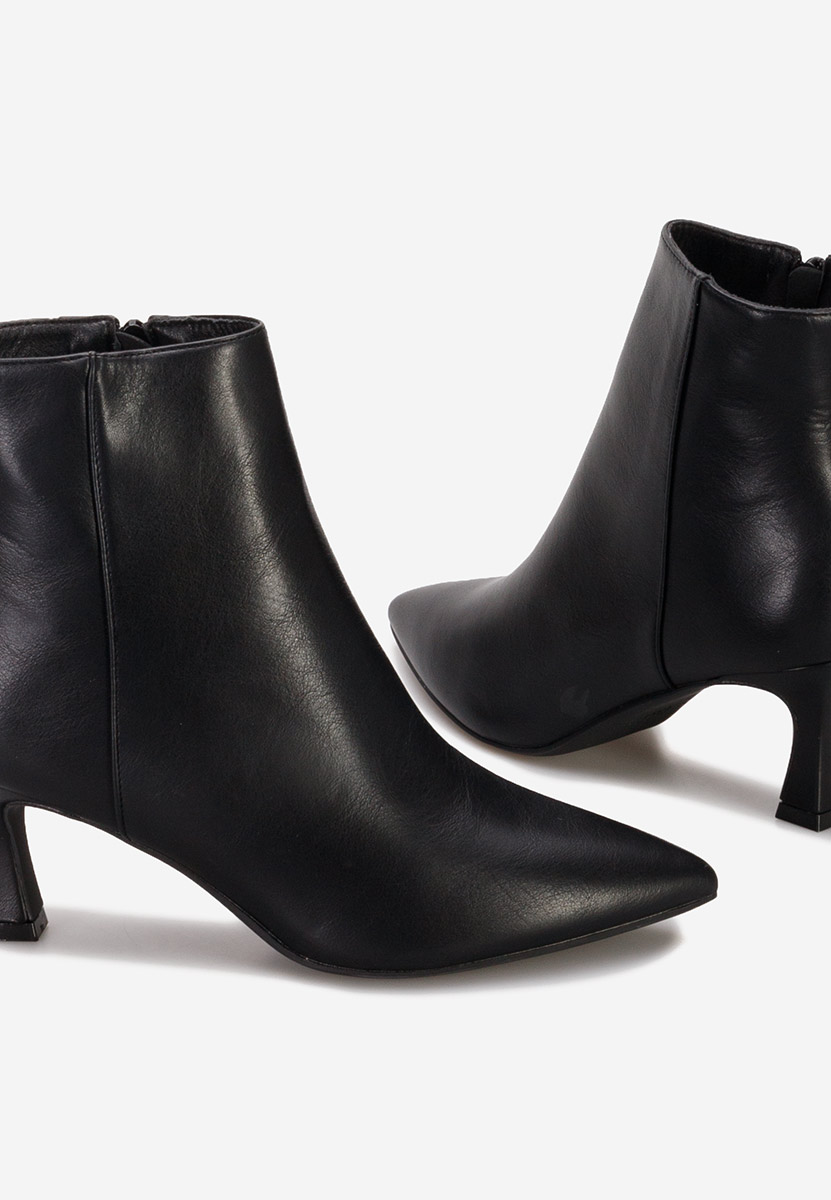 Μποτάκια με λεπτο τακουνι Kaina Μαύρα Zapatos