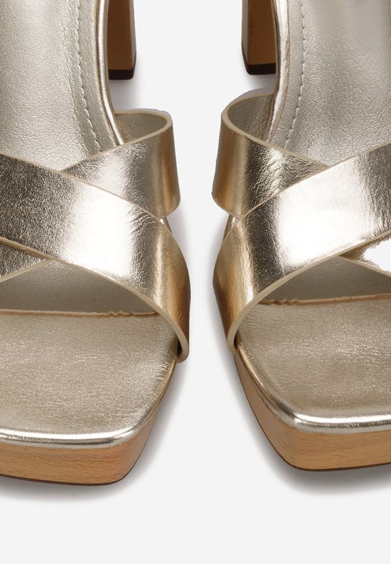 Πέδιλα με χοντρο τακουνι Grita χρυσο Zapatos